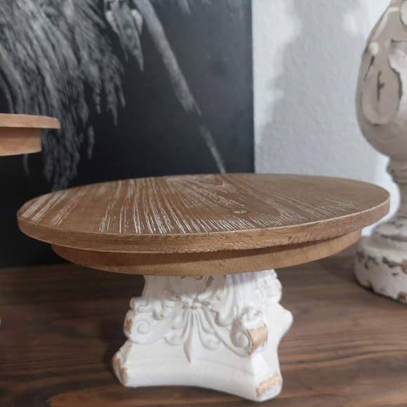 2 Chicks Farmhouse | Accents | Rustic Farmhouse French Country Decor ...